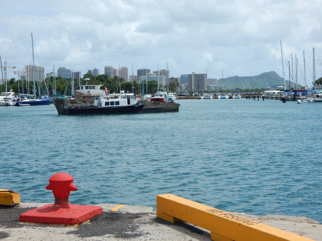 Submerged vessel removed from Honolulu Harbor, commercial pier returned ...